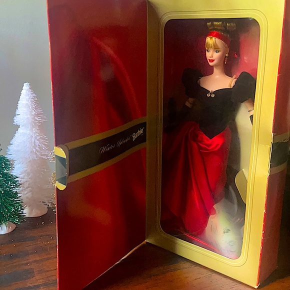 Barbie | Other | Vintage 998 Winter Splendor Barbie | Poshmark